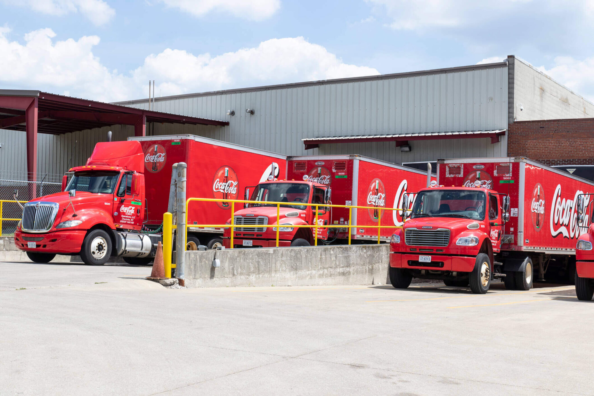 Ozarks Coca-Cola Cuts the Ribbon On $40 Million Expansion - Missouri ...